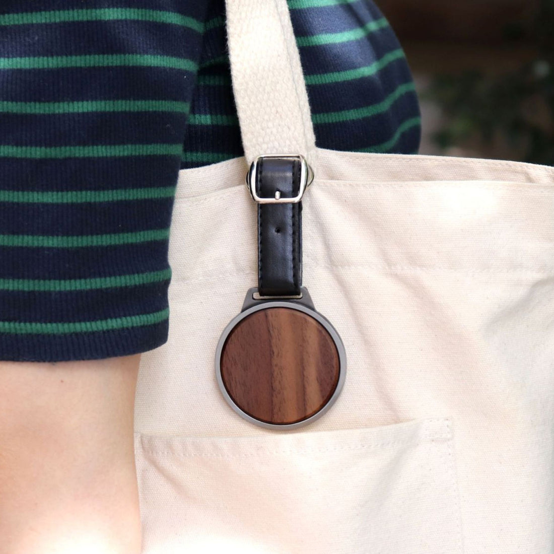 BAG TAG S | Modern Wooden Bag Tag with Sleek Metal Detail – Hacoa ...